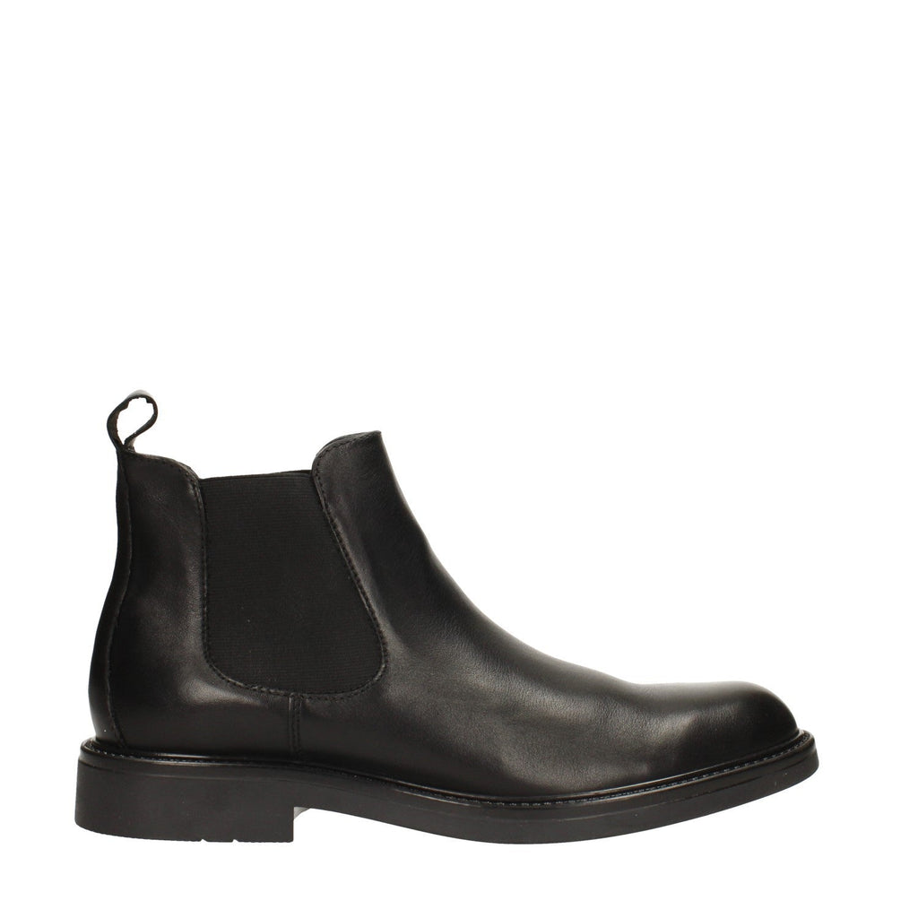 Genuine leather ankle boots. | TATA Italia – Tata Italia
